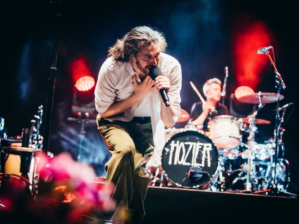Hozier on Track for No.1 UK Album - The Portugal News