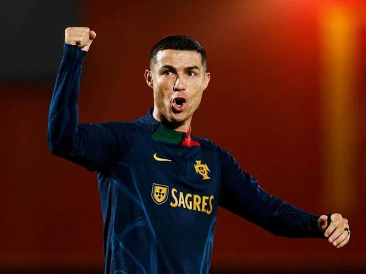 Warning about fake Ronaldo commemorative coin - The Portugal News