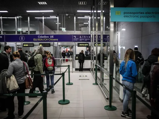 EC proposal for digital passport and identity card for travellers - The ...