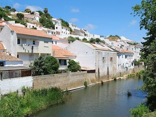 O mercado imobiliário não é confuso - Somos nós que continuamos ...