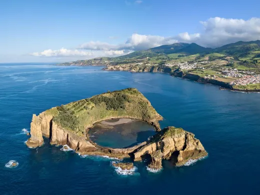 Dive into archaeology in the Azores - The Portugal News